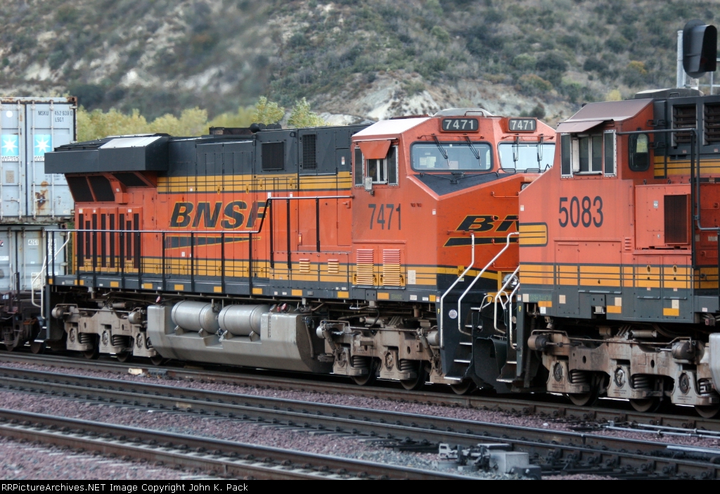 BNSF 7471